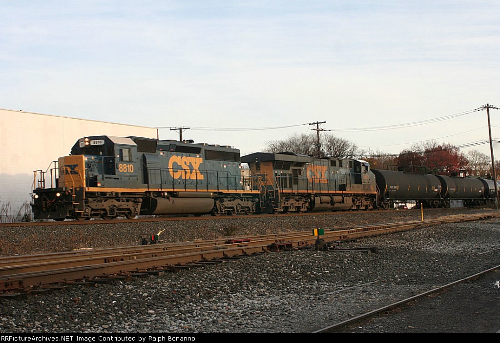 Q418, from Camden NJ to Selkirk NY has an ex-CR SD40-2 leading this afternoon
